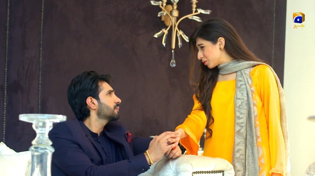 Munafiq Episode 12, Har Pal Geo Drama - 11th Feb 2020 - Watch Online