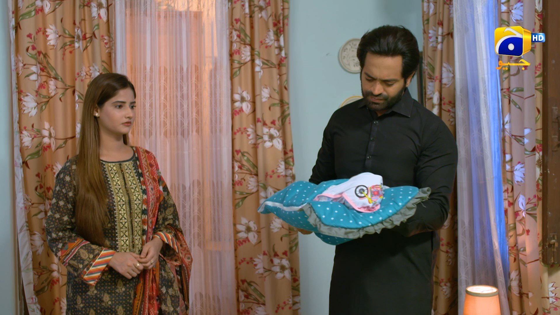 Grift Episode 122 Ali Abbas Saniya Shamshad Momina Iqbal, Har Pal Geo ...