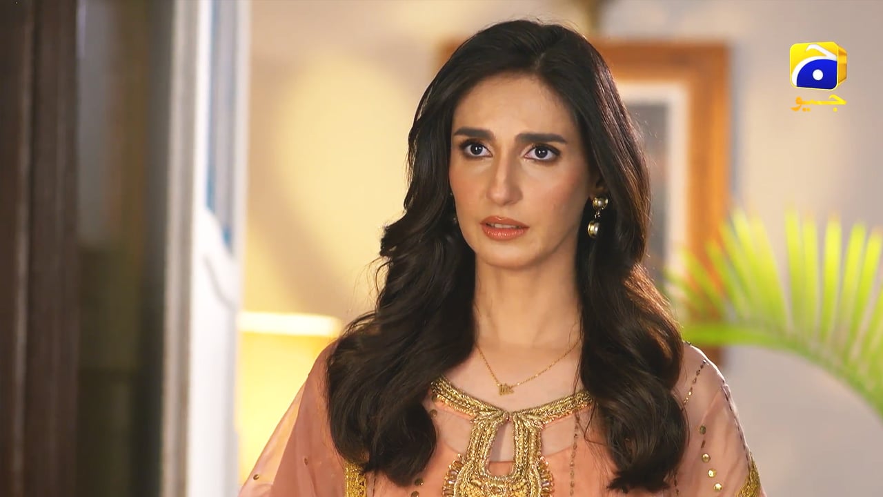 Girhein Episode 77 Haris Waheed Sehar Afzal Hashaam Khan, Har Pal Geo Drama - 8th Dec 2024 ...