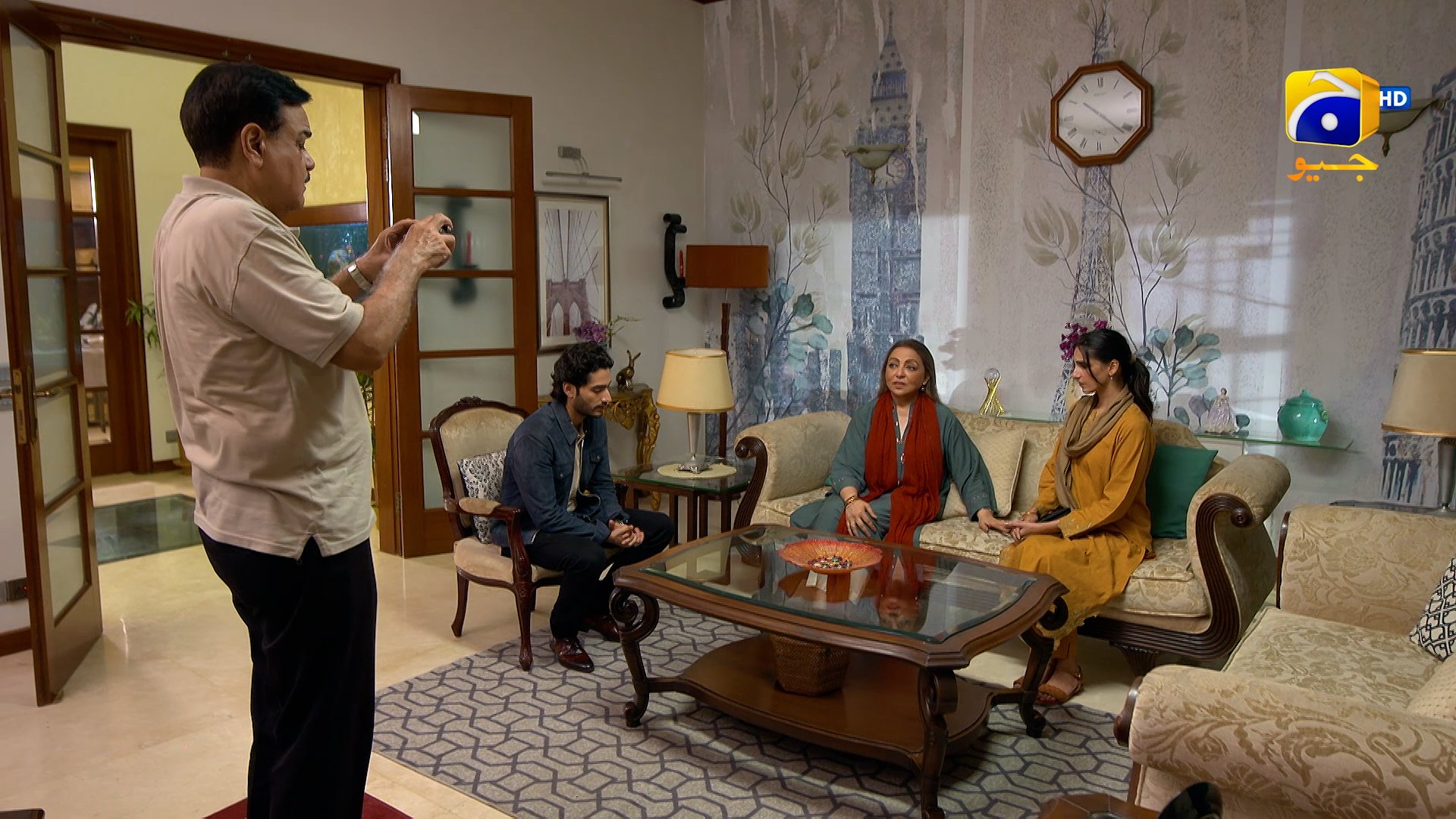 Girhein Episode 86 Haris Waheed Sehar Afzal Hashaam Khan, Har Pal Geo Drama - 17th Dec 2024 ...